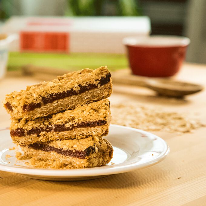 Guava Bars Recipe | Sur La Table